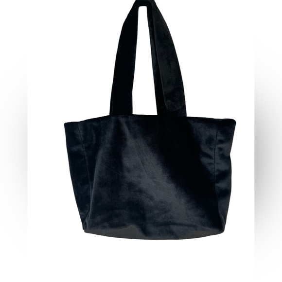 wild fable | Bags | Nwot Black Furry Handbag | Poshmark